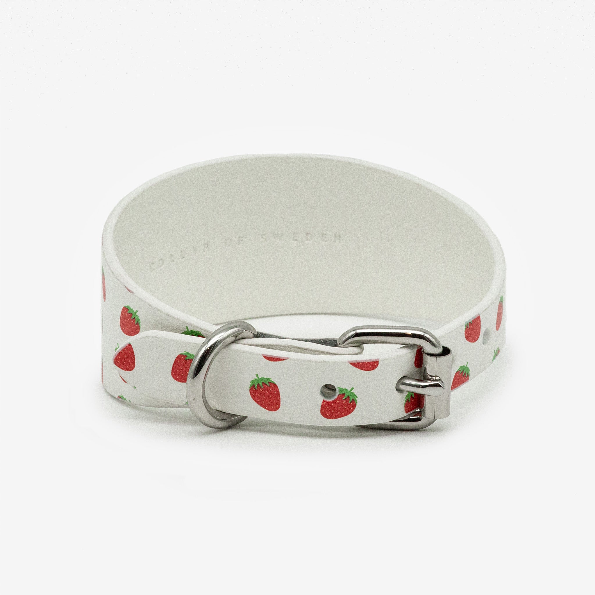 Cute Strawberry Dog Collar Wide | Collar of Sweden